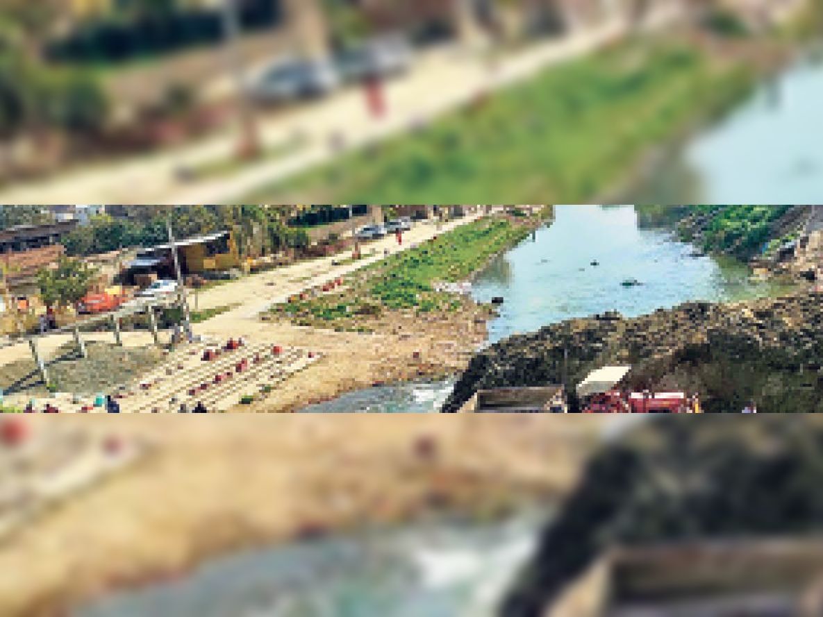 The city council will clean the 11 Chhath Ghats of Daha River and ...