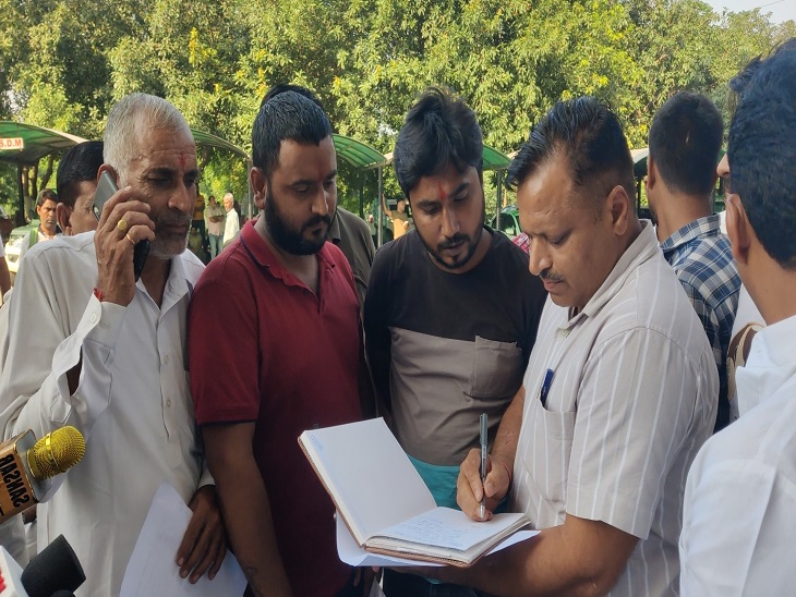 Panipat Dinesh Gujjar Murder Case; People Demonstrated In Mini ...