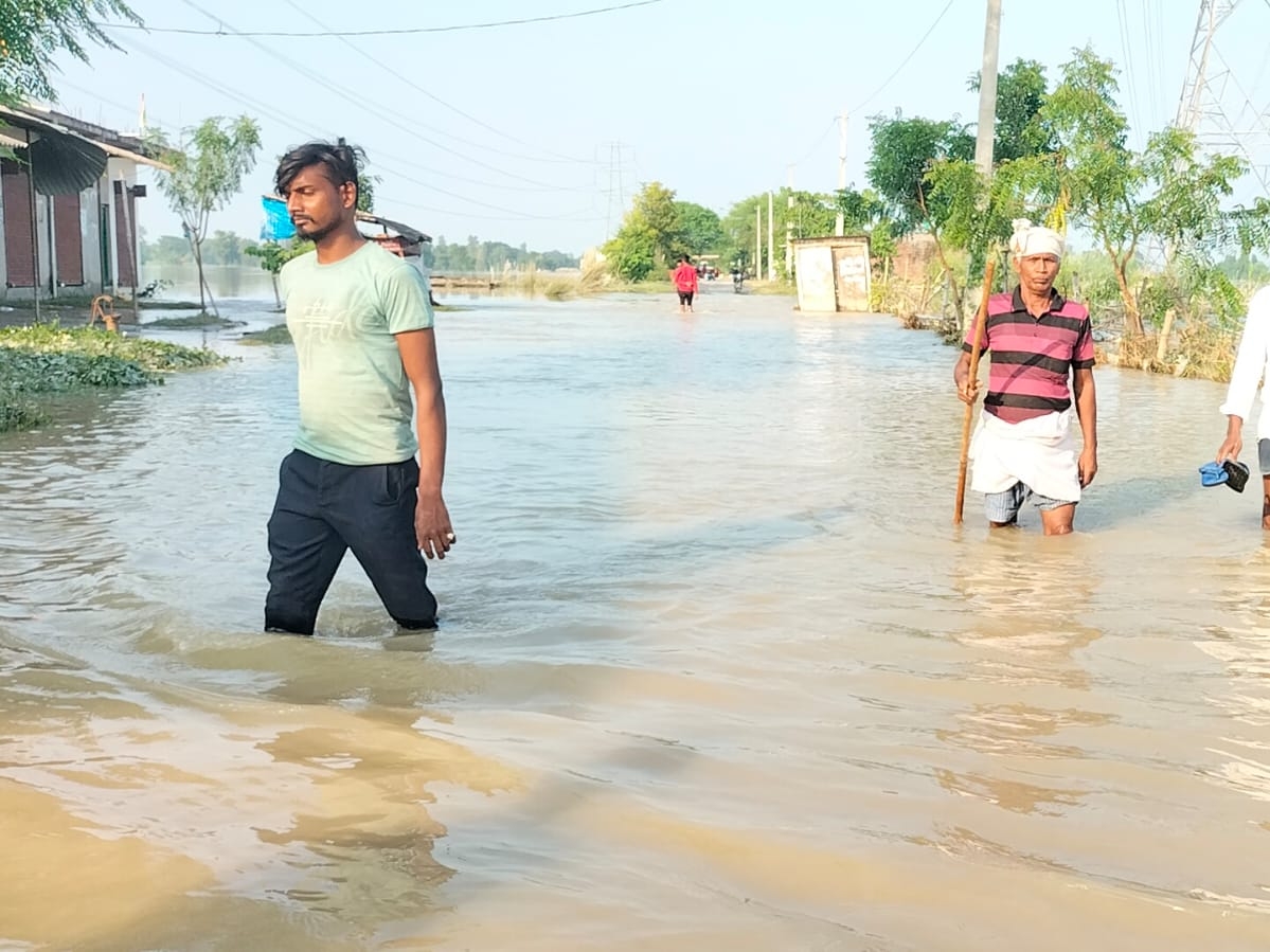 Saryu flowing 71 cm above the danger mark, the villages of Majha area ...