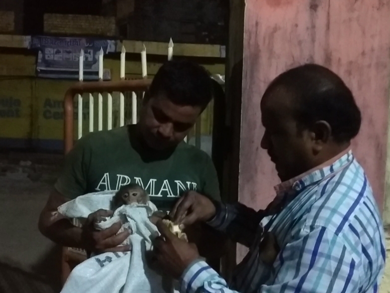 The accident happened due to contact with the wire on the electric pole ...