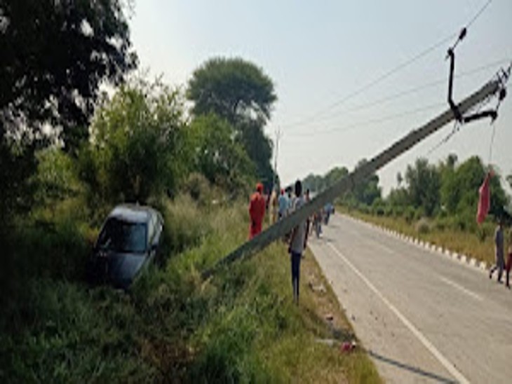 Car collided with pole, 2 people injured