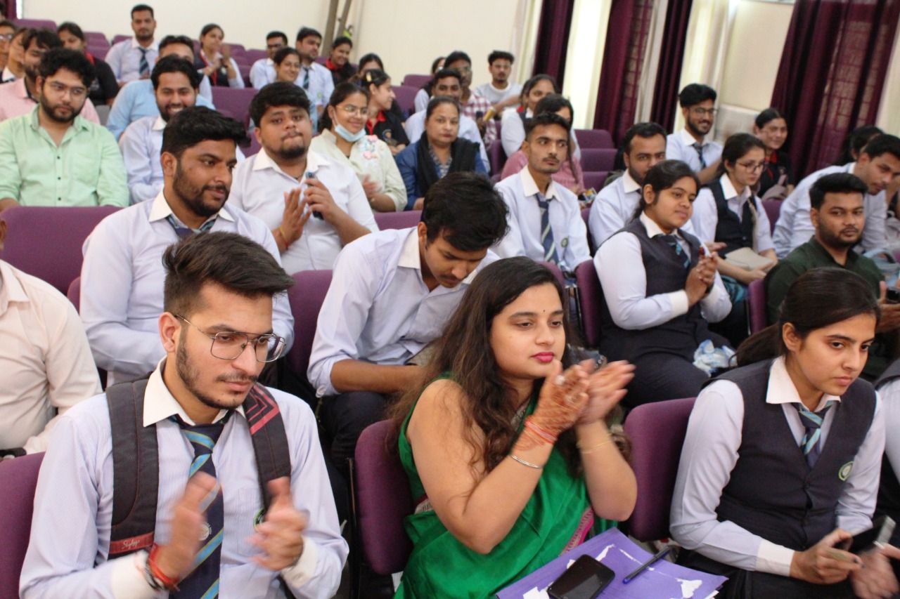 Workshop on Technology at Vidya Knowledge Park, Meerut | मेरठ के विद्या ...