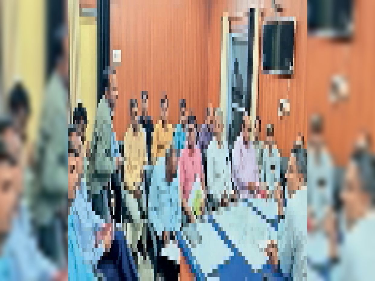 Pumpset damaged at Mandrayal intake well, water is not available from ...