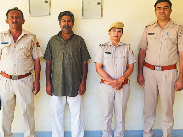 A woman policeman who went to Mandha village to investigate the ...