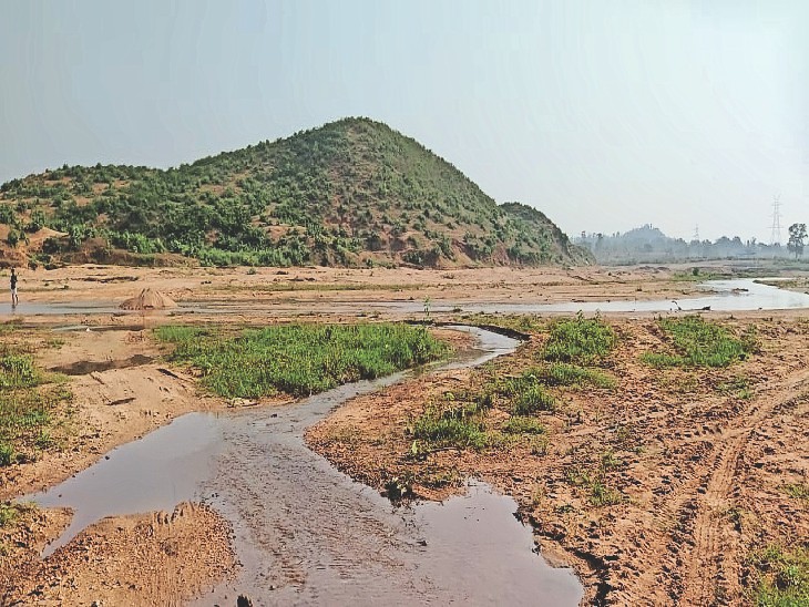 Now sand will be lifted from 44 ghats of Palamu and 36 ghats of Latehar ...
