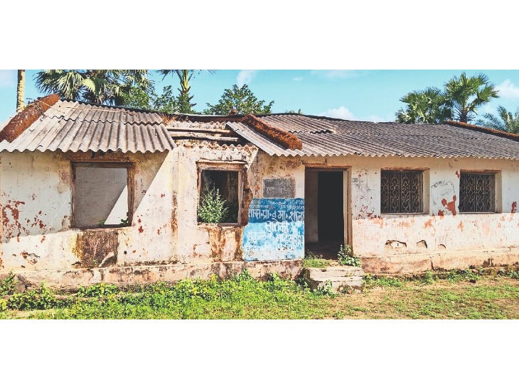 The school building is in bad shape, Maroki's school is running in the ...