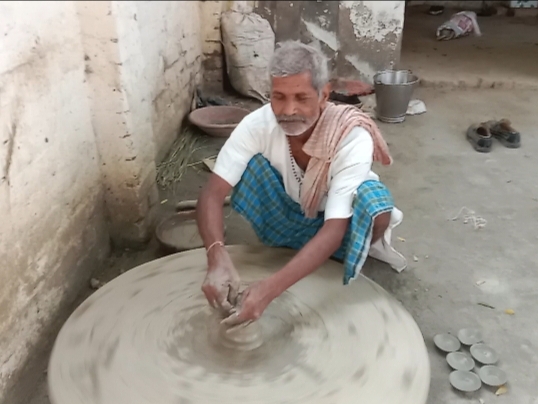 Artisans told the problem, said - if you get an electric wheel, the ...