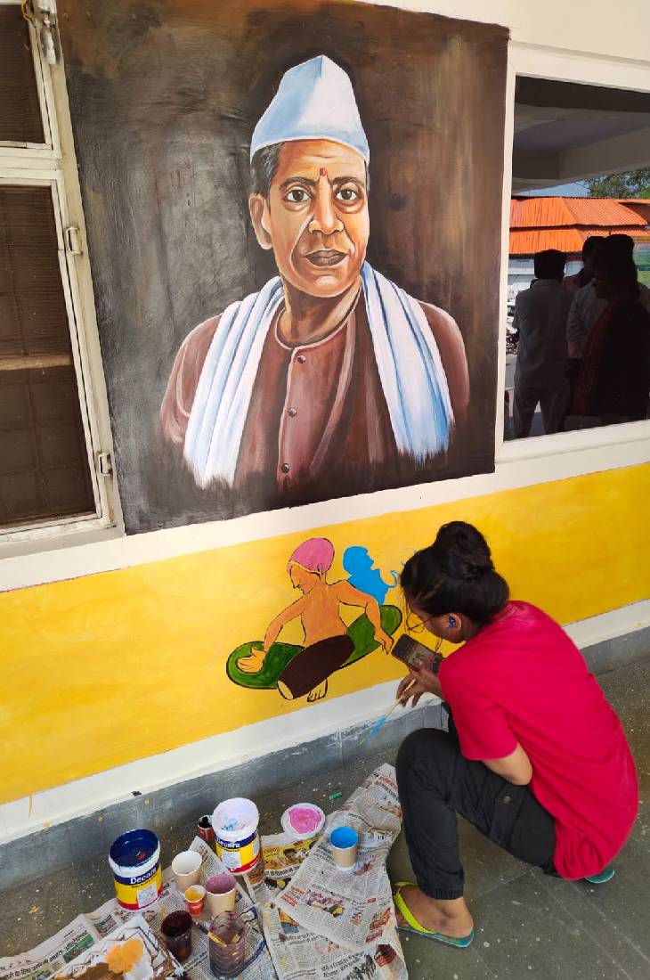 Great personalities of Bundelkhand and famous Chiteri painting engraved on the walls, see photos ...