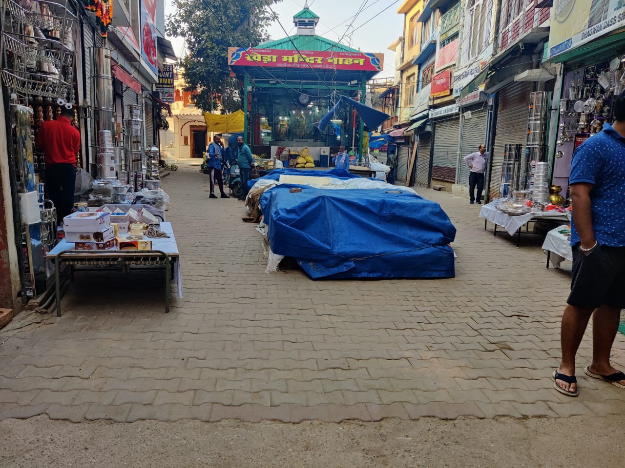 Encroachment of shopkeepers at Nahan Bada Chowk, The rules of the city ...