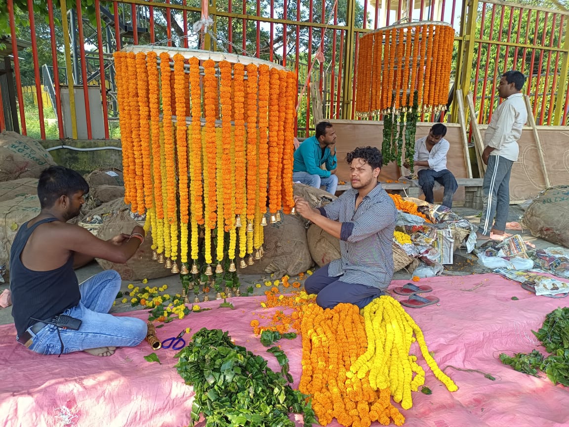 50 lakh lamps decorated, 51 welcome gates were made and 50 thousand ...