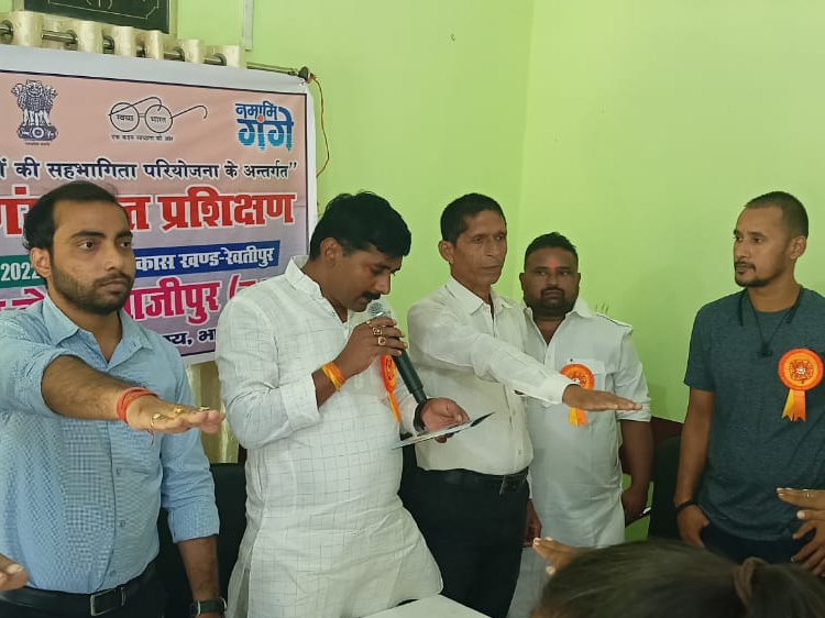 Pledge administered to keep Ganga clean, good luck for youth to serve ...