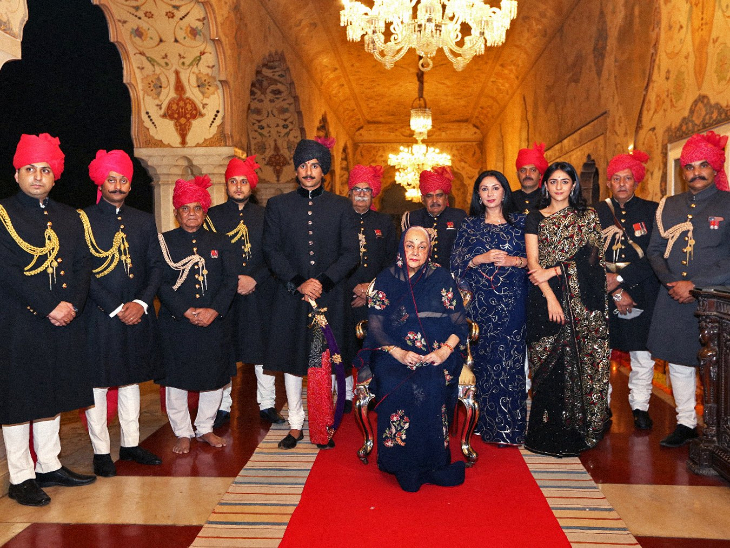 jaipur royal Family of Rajasthan celebrates diwali in Black Dress, bjp ...