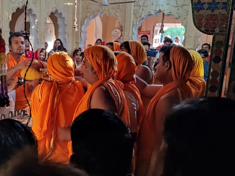 Jain celebrated festival in Govindgarh, organized Laddu dedication ...