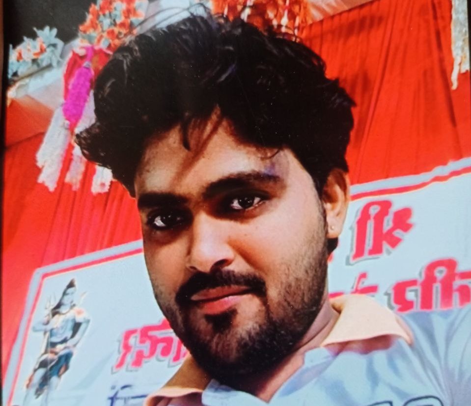 Was going to Nagaur on a bike, his leg was cut in the night due to the ...