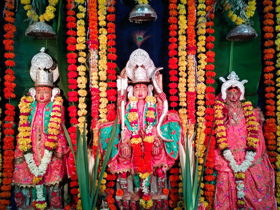 Today the happiness of Govardhan Puja is the path of prosperity, fame ...