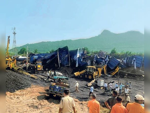 Brake failure, accident while putting on loop line, 53 coaches ...
