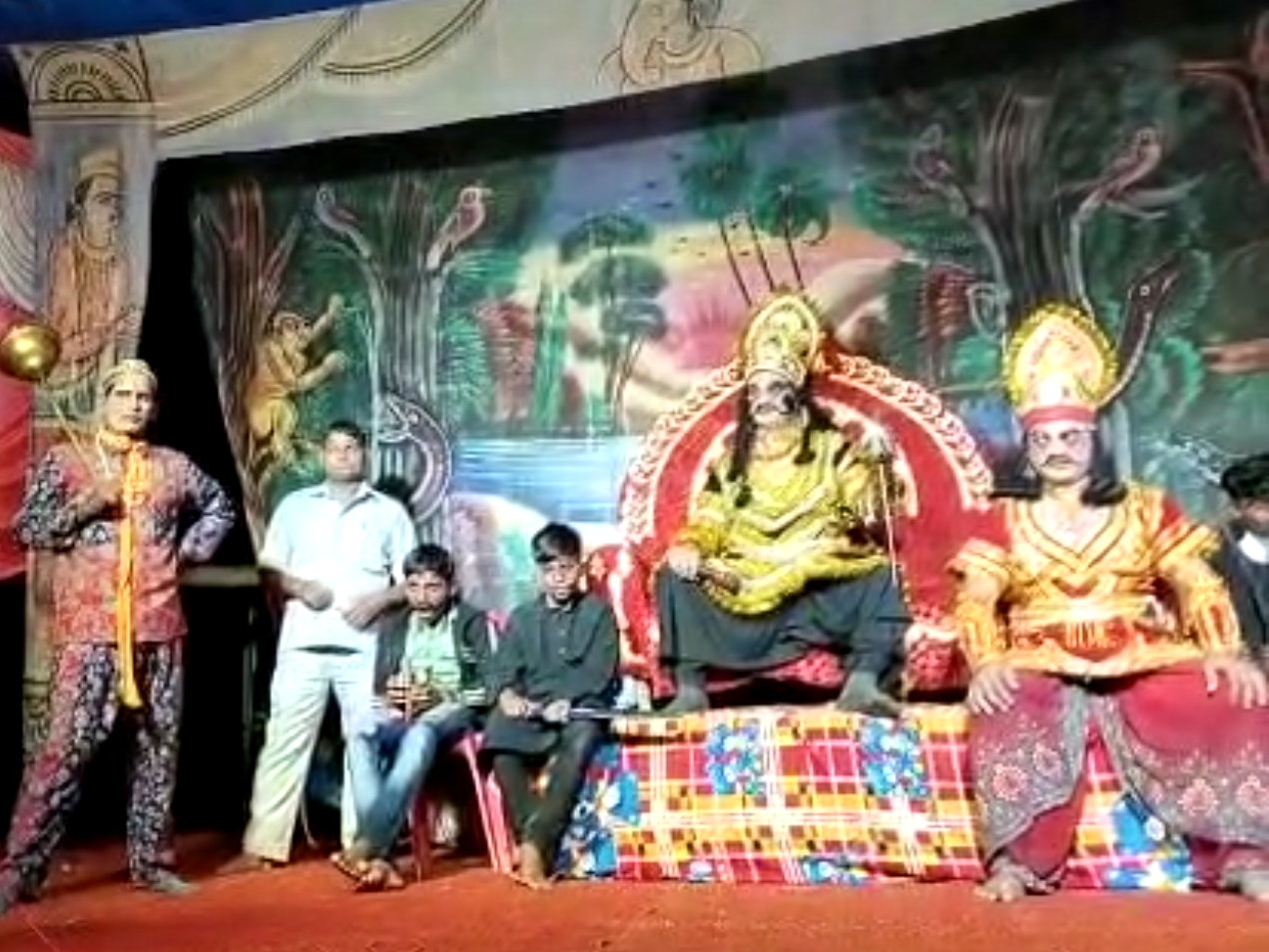 Ramlila organized in Chaisar of Rudhauli On the last day of Leela, Shri ...