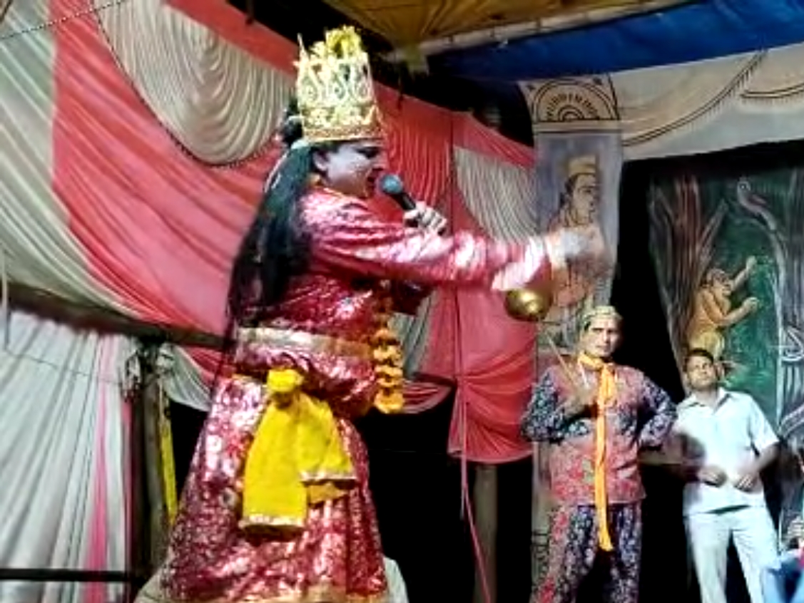 Ramlila organized in Chaisar of Rudhauli On the last day of Leela, Shri ...