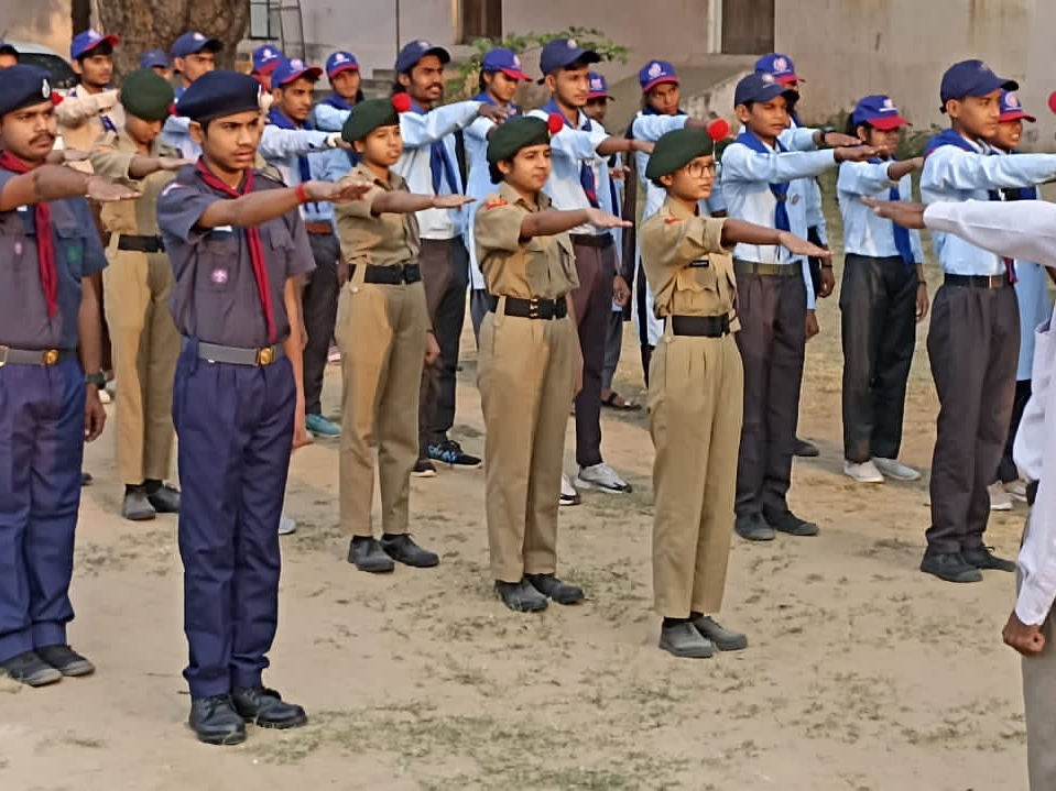 एनसीसी स्काउट ने रन फॉर यूनिटी में लगाई दौड़, राष्ट्रीय एकता की ली शपथ ...