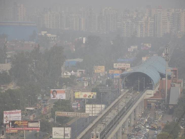 For the first time in this season, the level of pollution crossed 300 ...