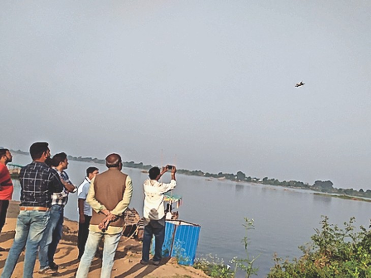 Survey of sand ghats done with drone camera, saw illegal excavation work