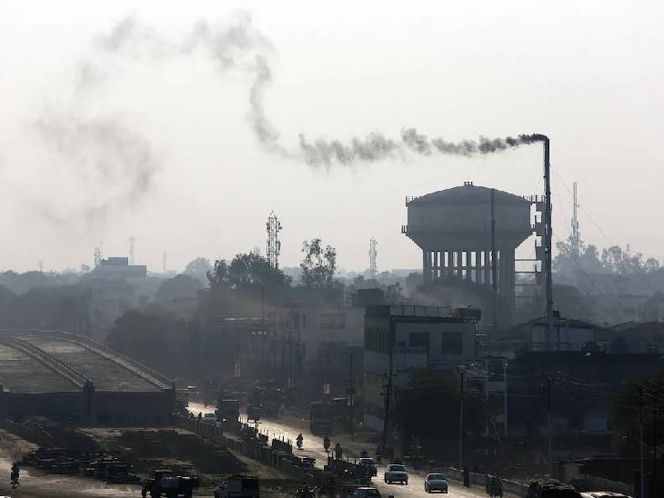 UPPCB gave notice for closure of three factories, action on 117 hotels ...