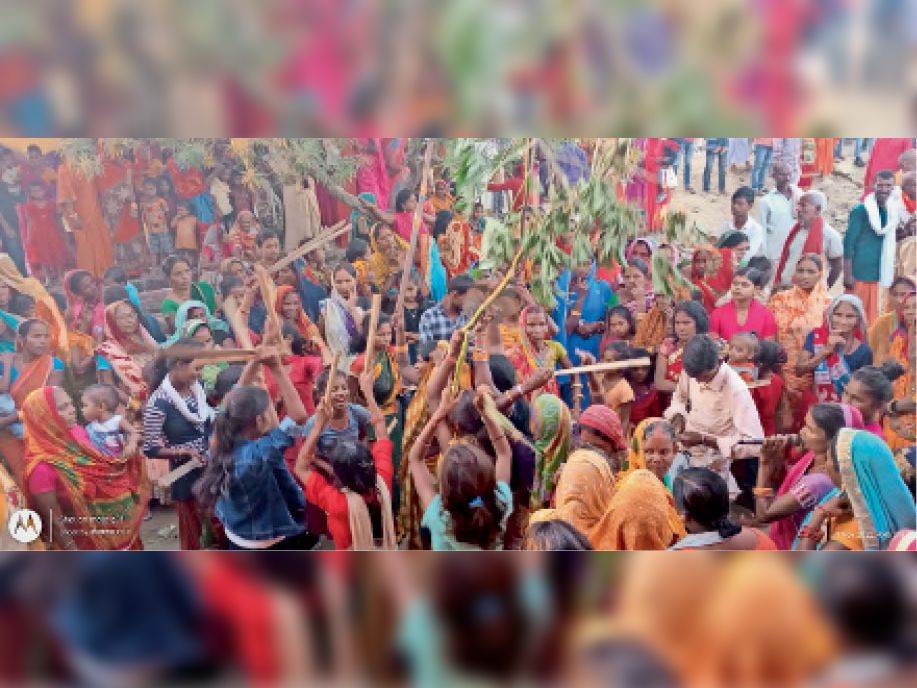 Mahaviri flag installed in Sonbarsa, devotees of India-Nepal gathered ...