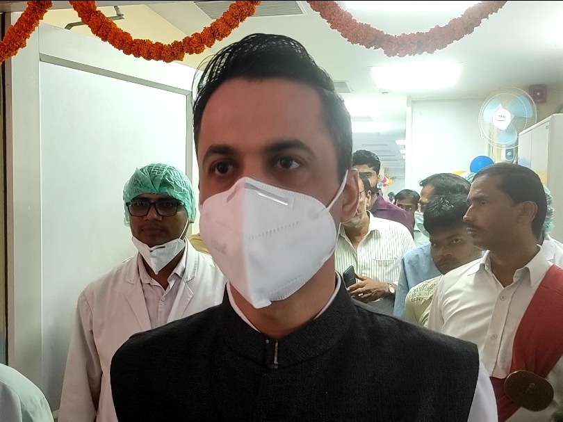 DM Anand Sharma inaugurated investigation center in sadar hospital in ...