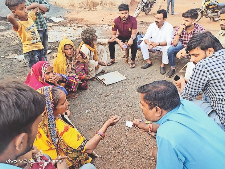 Review of facilities provided to the Agaria community of nomadic caste ...