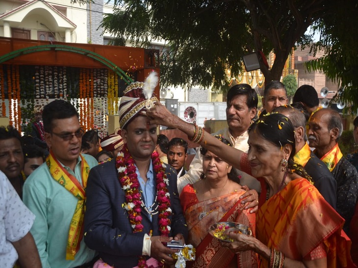 11 daughters were donated in mass marriage ceremony, Tulsi-Saligram ...