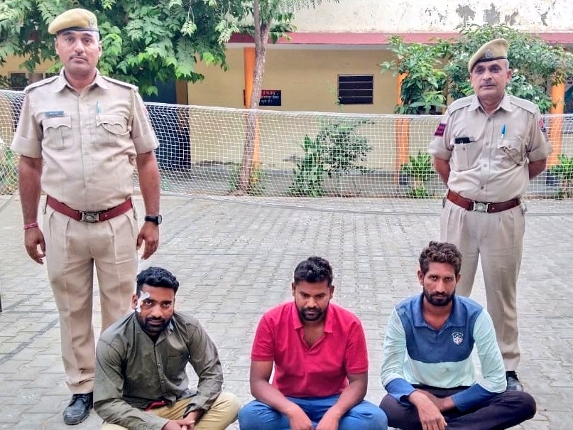 3 crooks arrested, 10 more incidents disclosed | रात को घरों में चोरी ...