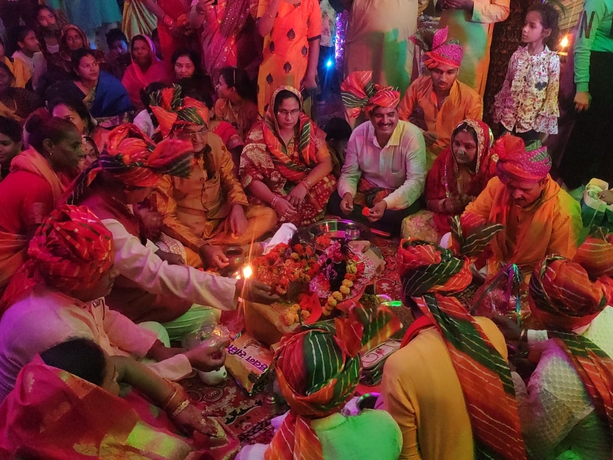 Shaligram's procession came out with 108 means, late night farewell ...