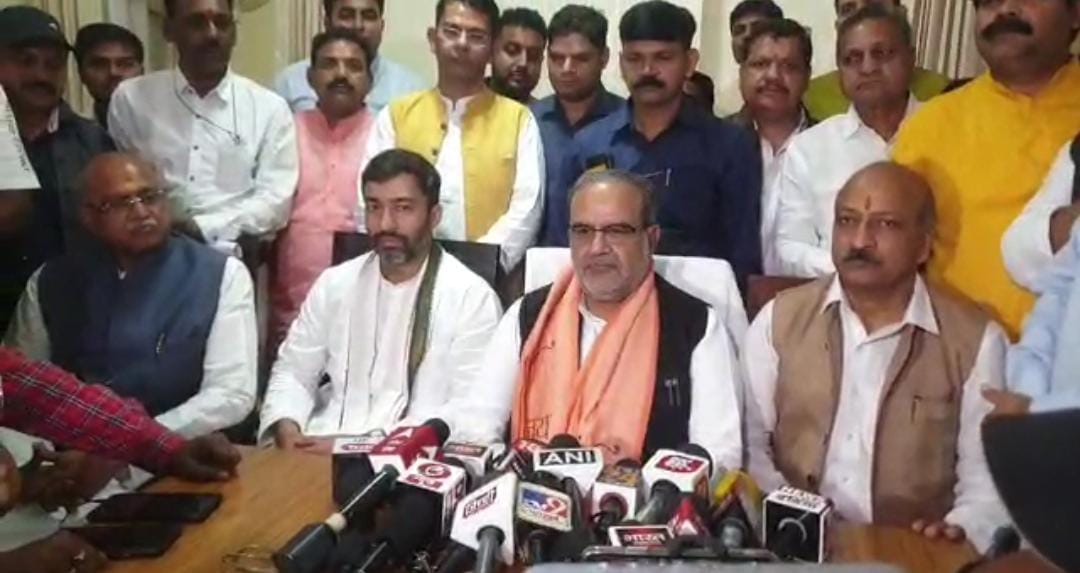 BJP State President Bhupendra Chaudhary arrived in Meerut to mourn the ...