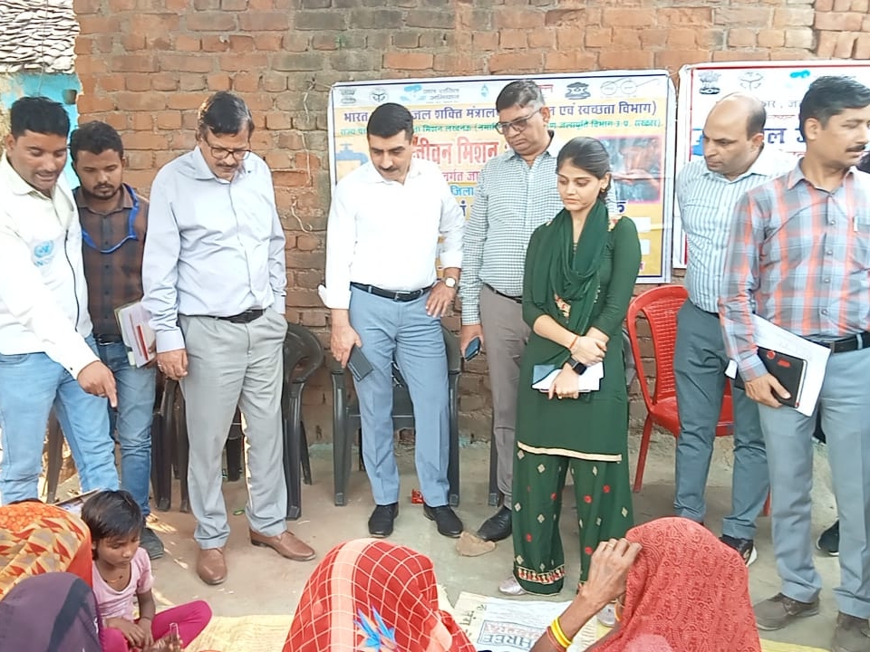 जल जीवन मिशन की योजनाओं का किया निरीक्षण, दिसंबर तक जलापूर्ति के ...