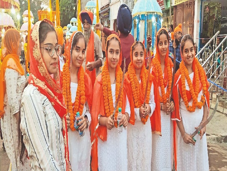 Nanak Naam Chaddhi Kala Tere Bhane Sarvat Da Bhala- Se Gunja Giridih ...