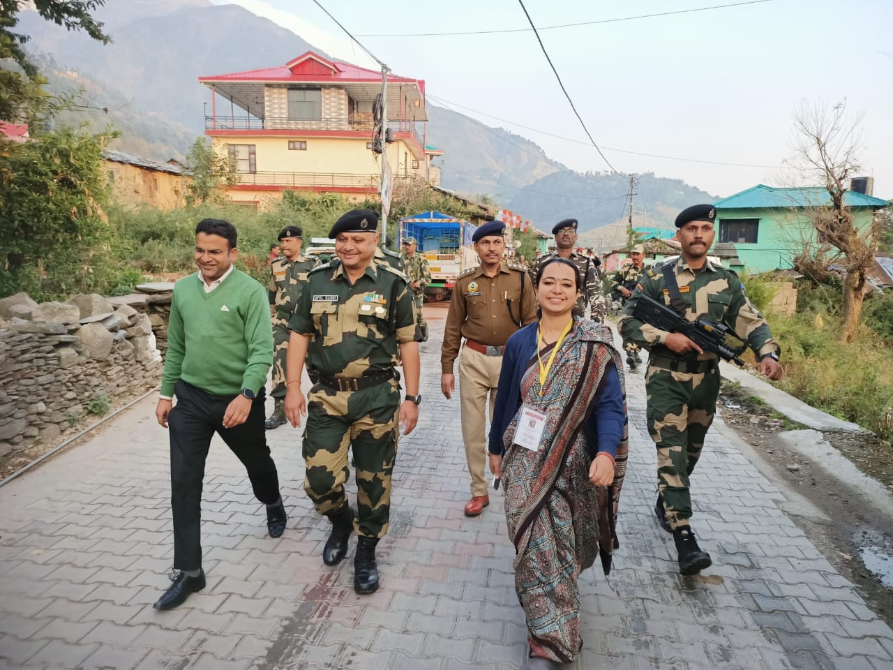 Himachal Assembly Election 2022; Flag march held at Khaniyara in ...