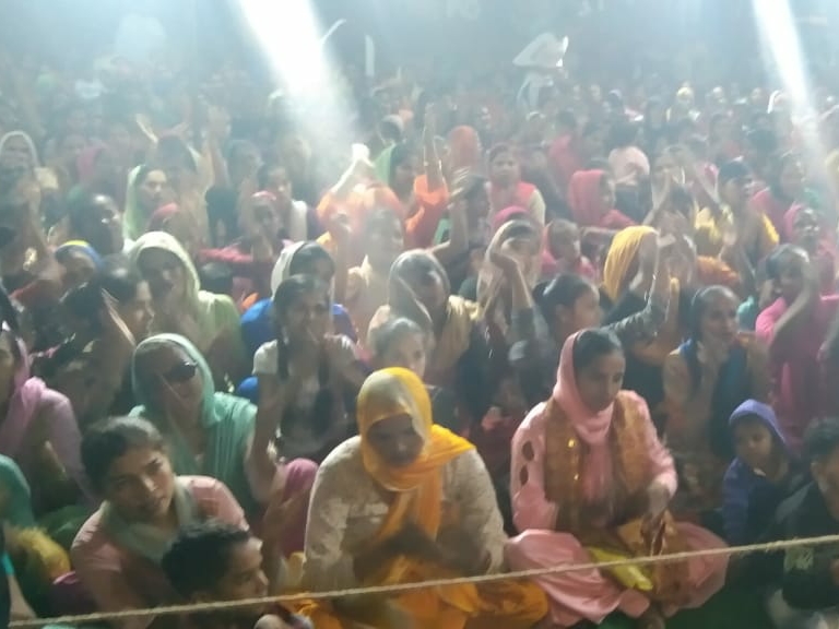 Shrimad Bhagwat Katha organized in Sheeshnagar of Deoband Vyas narrated ...