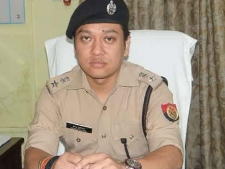 11 IPS officers transferred in UP, Hemraj Meena becomes new SSP of ...