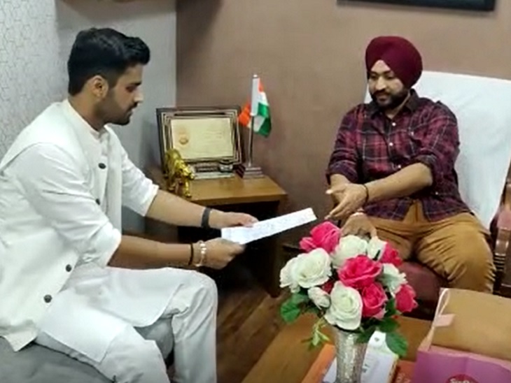 Bhavya Bishnoi Adampur MLA Haryana Assembly Oath Ceremony; Sandeep ...