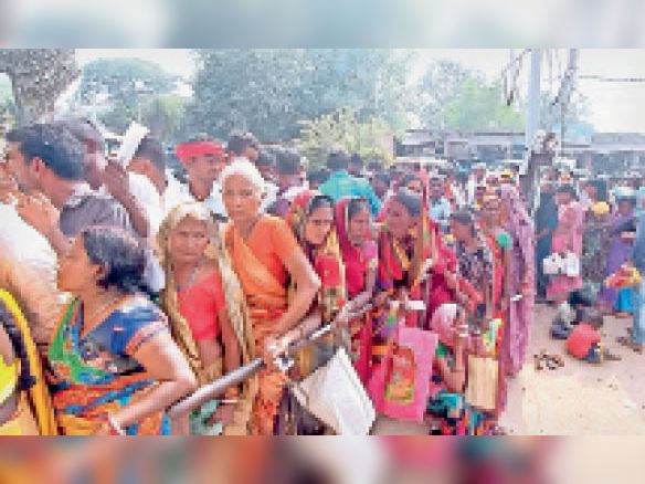 Supply not according to demand, fighting for fertilizer at Biscoman and ...