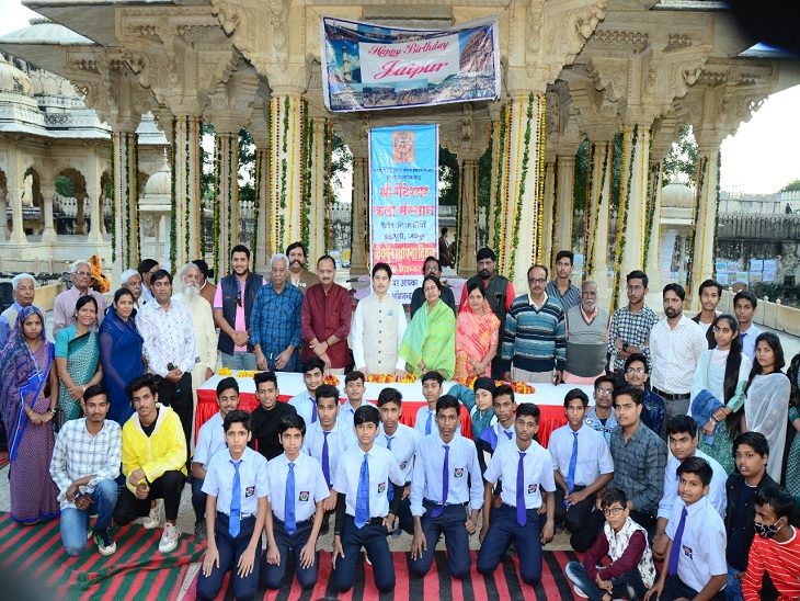 Devraj Singh remembers his forefathers on Jaipur foundation day | सवाई ...