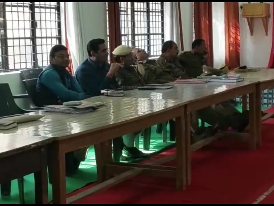Tehsil Auditorium in the presence of SDM, Khanna police station's ...