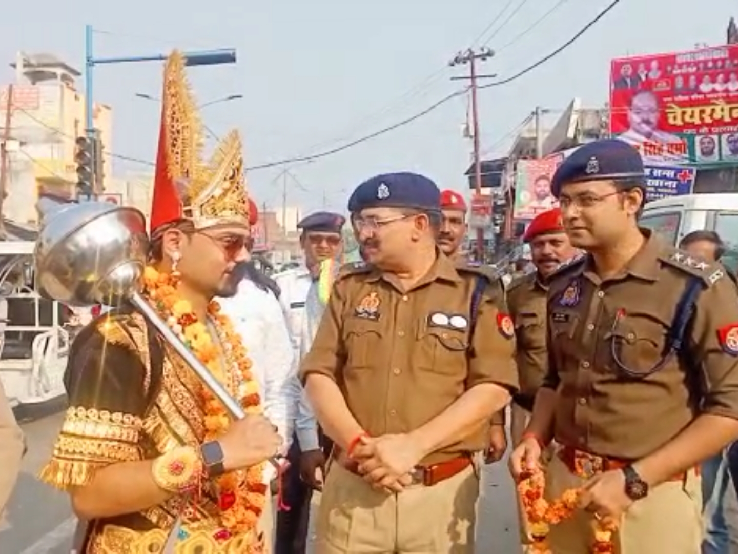 Yamraj came out on the streets, taught the lesson of traffic, police ...