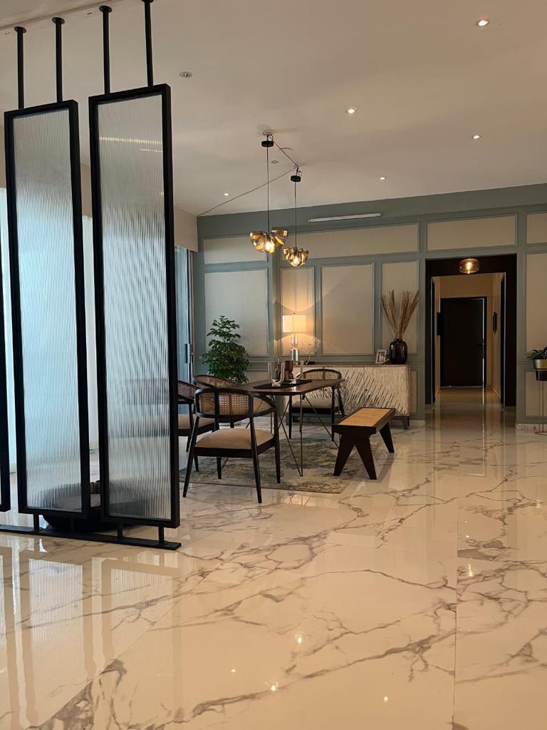 Pictures of Malaika's house surfaced, from bedroom to kitchen ...