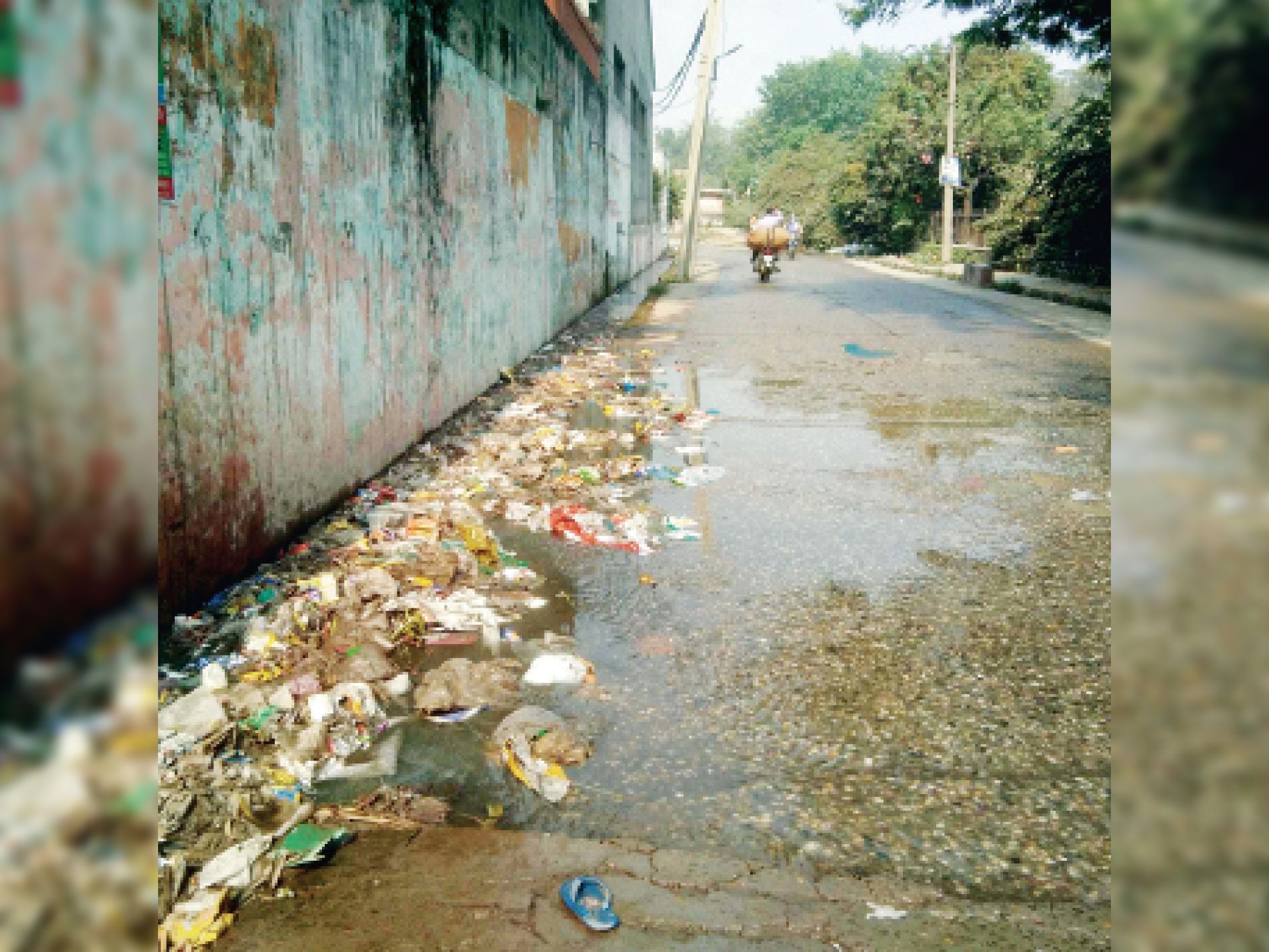Due to the neglect of the corporation, the filth spread in the streets ...