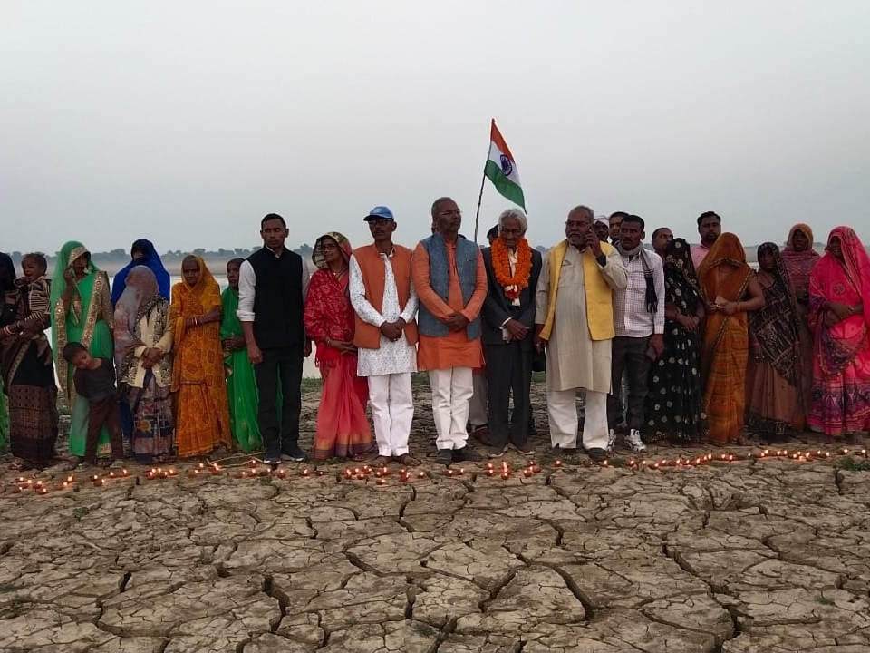 Heroes of Chambal were remembered on the banks of Panchnad in Etawah ...