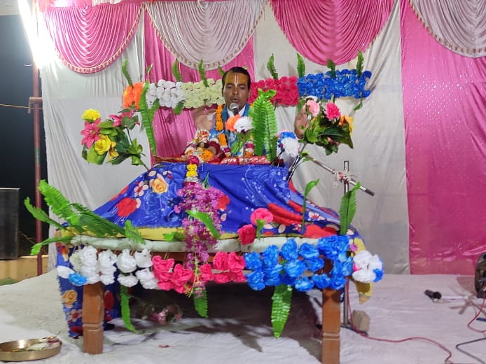 The storyteller explained the importance of remembering Ram's name in ...
