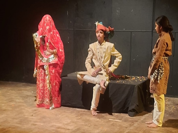 Hadi Rani and unique tree drama gave message, auditorium painted in the ...