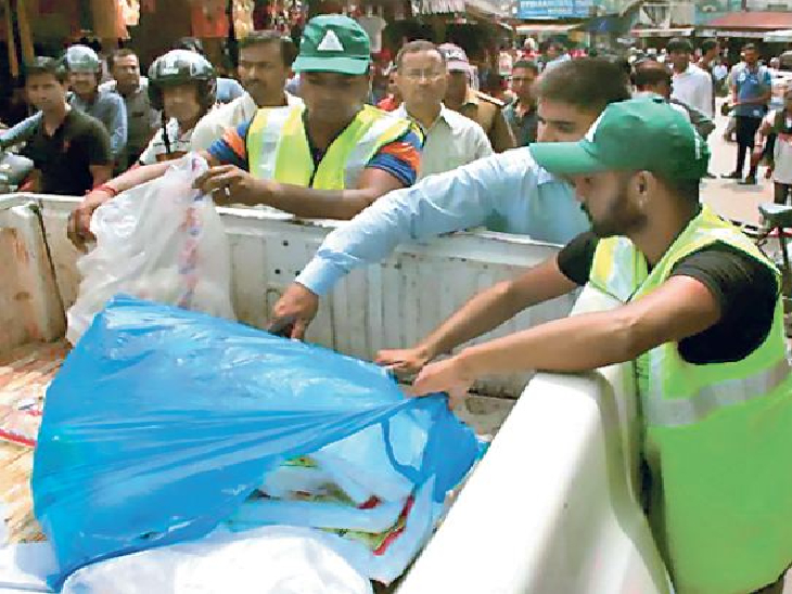 If garbage is thrown on the road, the name will be written on the board ...