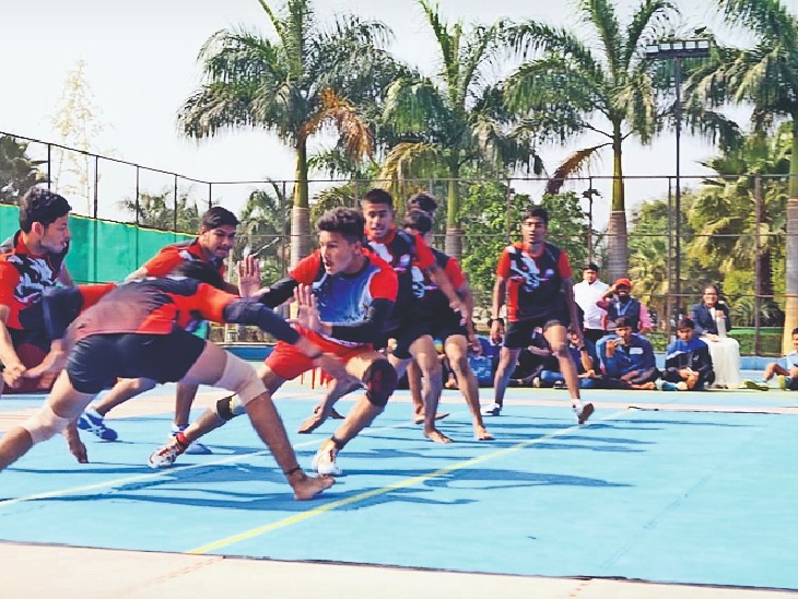 : Deepak Memorial Sagar beat Shanti Kunj Guna with a score of 48-32 ...